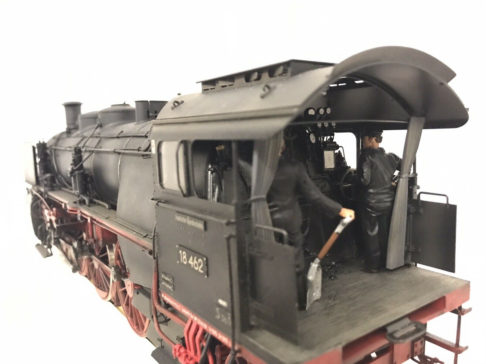 KM1 BR 18.4 Spur 1 Dampflok BR 18 462 101843 Becasse | modelleisenbahn24