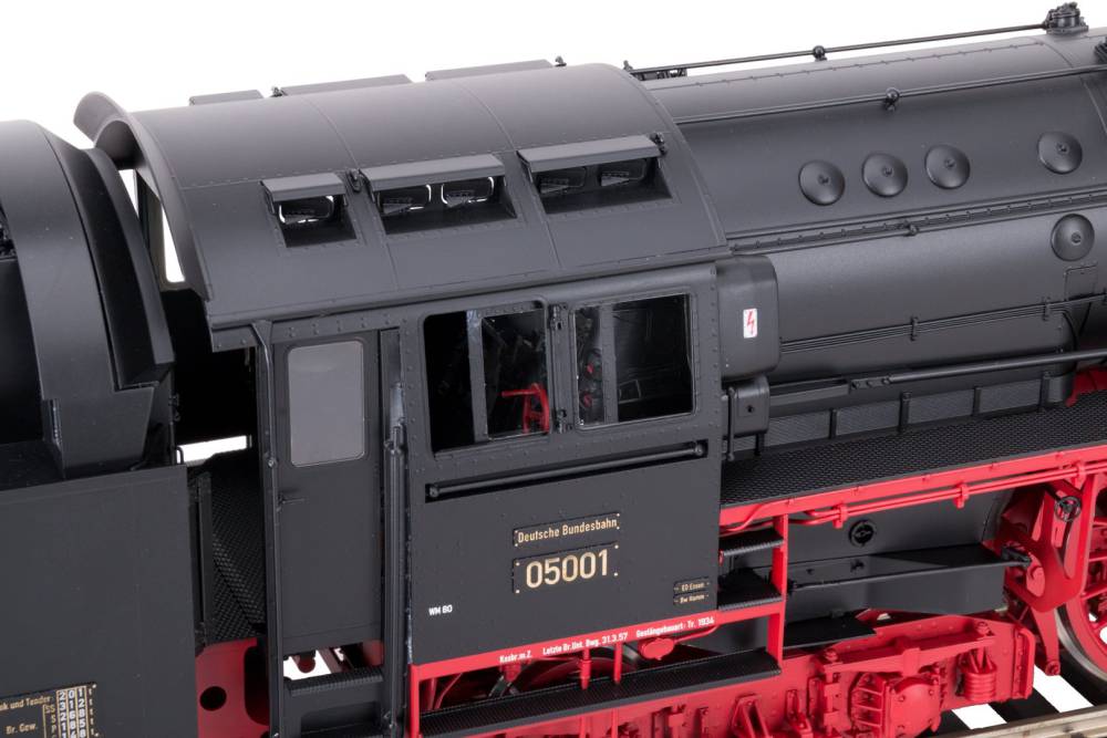 KM1 Spur 1 Dampflok BR 05 001 Artikelnummer 100508 NEM | modelleisenbahn24